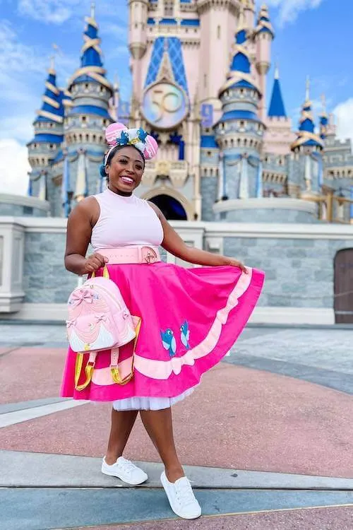 40+ Trendy Disney Outfits for Spring, Summer, Fall and Winter - Girl ...