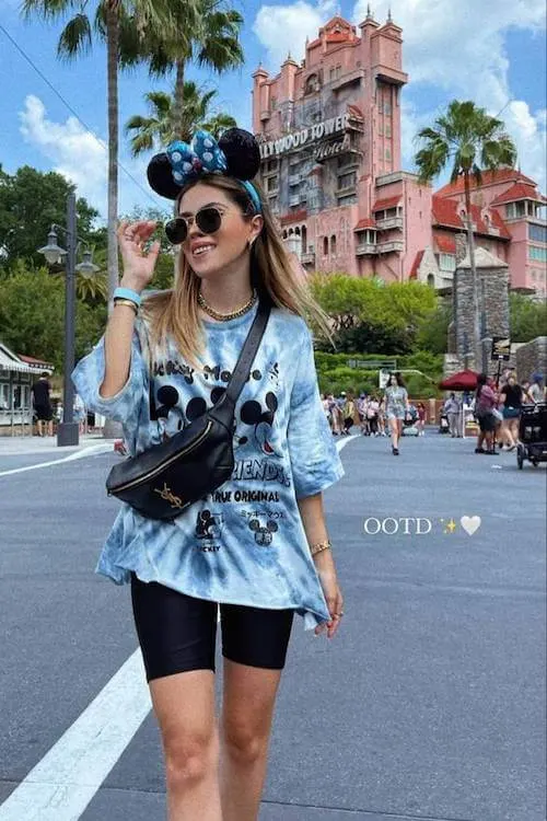 40+ Trendy Disney Outfits for Spring, Summer, Fall and Winter - Girl ...