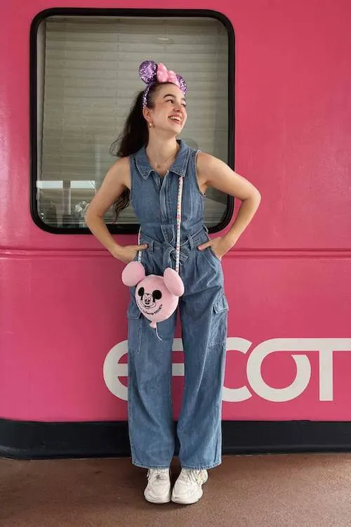 40+ Trendy Disney Outfits for Spring, Summer, Fall and Winter - Girl ...