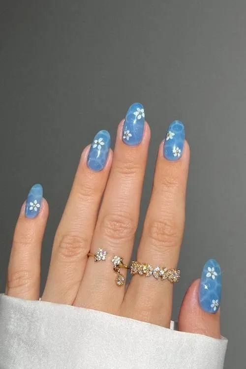 50+ Trendy June Nails to Inspire Your Next Summer Manicure - Girl ...