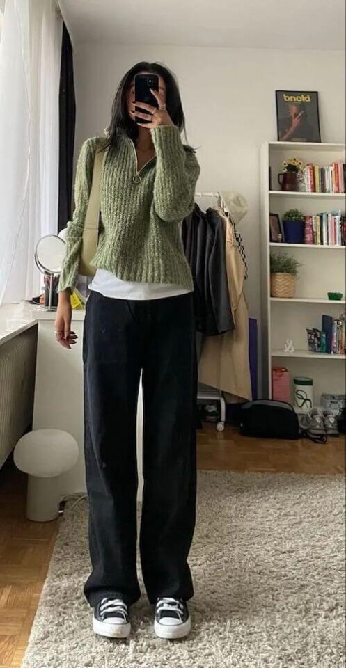 40+ Stylish Aesthetic Sweater Outfits To Cozy Up In Style - Girl Shares ...