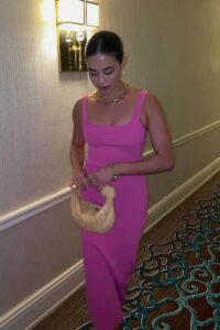 30+ Perfect Bar Outfit Ideas To Elevate Your Night Out - Girl Shares Tips