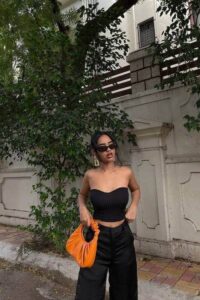 30+ Perfect Bar Outfit Ideas To Elevate Your Night Out - Girl Shares Tips
