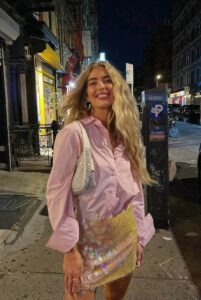 30+ Perfect Bar Outfit Ideas To Elevate Your Night Out - Girl Shares Tips