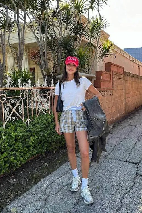 30+ Trendy Boxer Shorts Outfit Ideas to Prove It Is the Hottest Trend ...