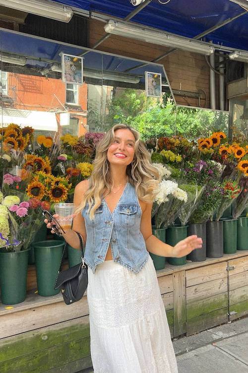 30+ Best Denim Vest Outfit Ideas for a Modern Western Chic Look - Girl ...