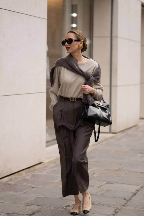 20 Effortlessly Chic Fall Outfits to Elevate Your Wardrobe - Girl ...