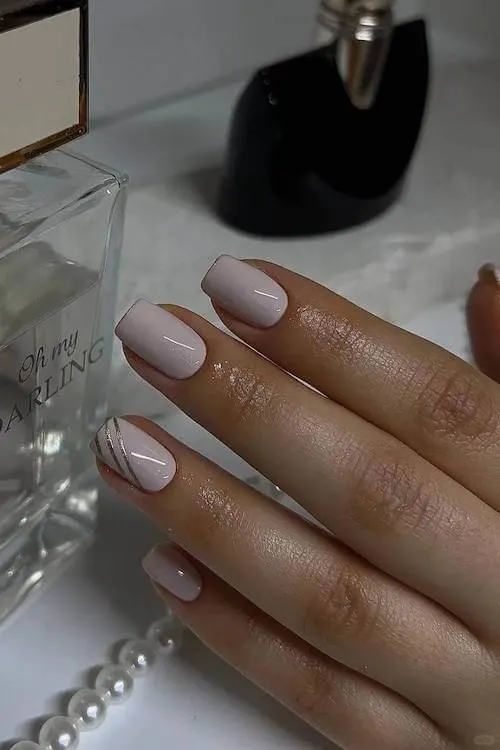 40+ Fall Minimalist Nails: Classy, Simple, Elegant - Girl Shares Tips