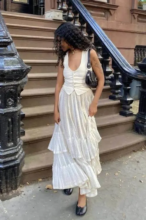 50+ Girly Summer Outfits to Embrace Your Feminine Flair | Summer ...