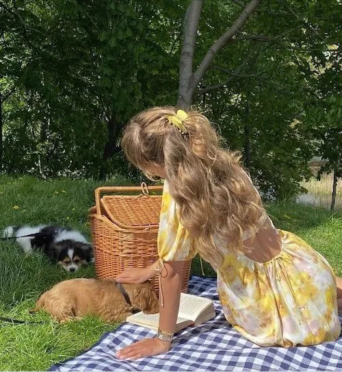 70+ Aesthetic & Cute Picnic Outfit Ideas: What To Wear To A Picnic ...
