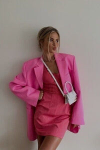 40+ Stylish Pink Blazer Outfit Ideas To Elevate Your Look - Girl Shares ...