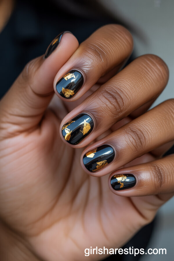 21 Chic Short Black Nails Designs You’ll Absolutely Love - Girl Shares Tips