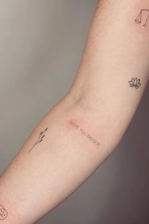50+ Unique Feminine Small Tattoos For Female With Meaning - Girl Shares ...