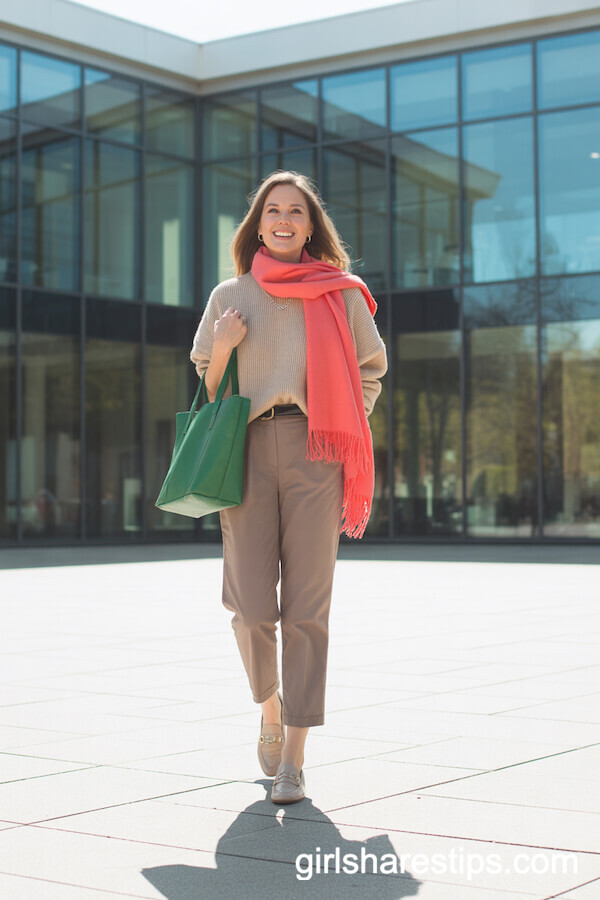 21 Chic Spring Corporate Outfits to Elevate Your Work Wardrobe - Girl ...