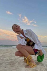 60+ Stylish Beach Outfits For Summer To Inspire Your Next Vacation ...