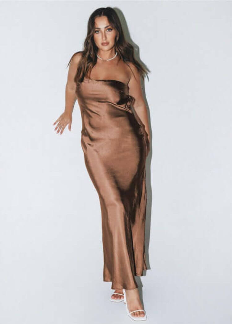 What Shoes To Wear With Brown Dress: 12+ Best Shoe Colors & 20+ Chic Outfit Ideas - Girl Shares Tips