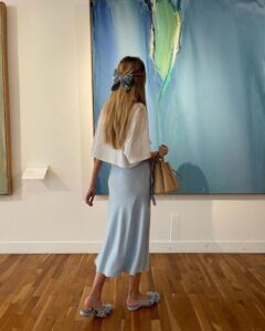 What To Wear To Museum And Art Gallery: 50+ Stylish Museum Outfits For ...