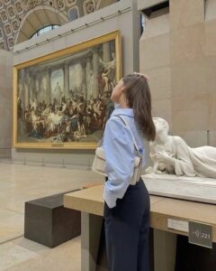 What To Wear To Museum And Art Gallery: 50+ Stylish Museum Outfits For ...