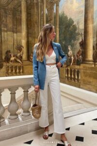What To Wear To Museum And Art Gallery: 50+ Stylish Museum Outfits For ...