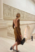 What To Wear To Museum And Art Gallery: 50+ Stylish Museum Outfits For ...