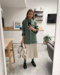 What To Wear With A Shacket: 60+ Chic Shacket Outfit Ideas To Wear This ...