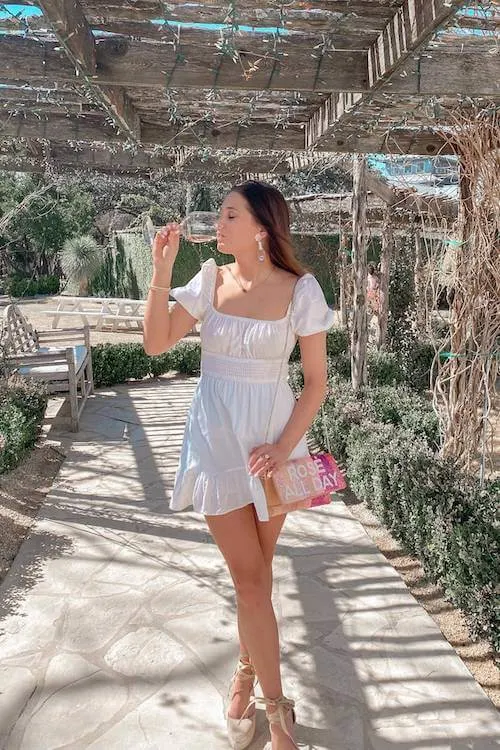 30+ Stylish Winery Outfit Ideas for Spring Summer for a Day of Wine ...